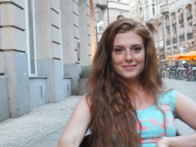 Wally loves life - The Leipzig Glocal