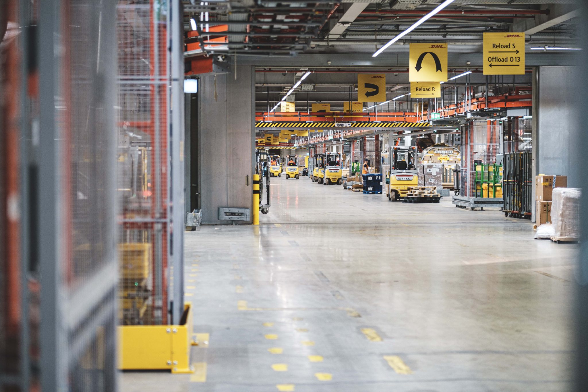 Logistics and international talent at the DHL Hub Leipzig - Leipzig ...